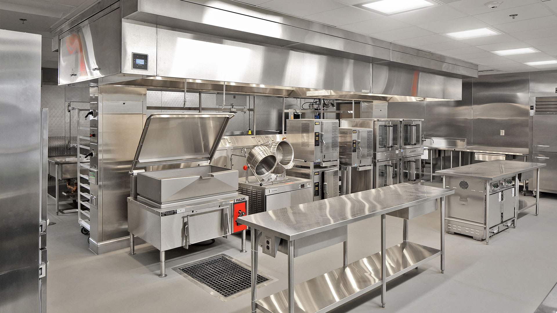 Demanding Troffers | Lithonia Lighting